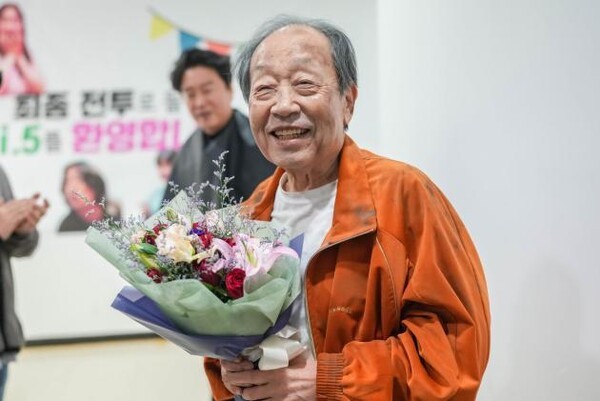 Veteran Actor Shin Goo Appears Healthy in ‘Hi-Five’ Behind-the-Scenes ...