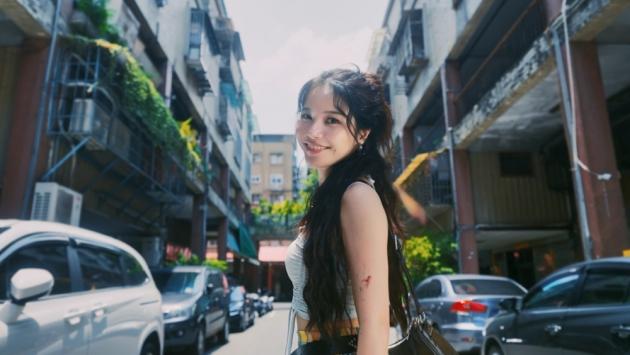 마마무 솔라, 9m88과 중국어 싱글 ‘플로팅 프리’ 공개 예고